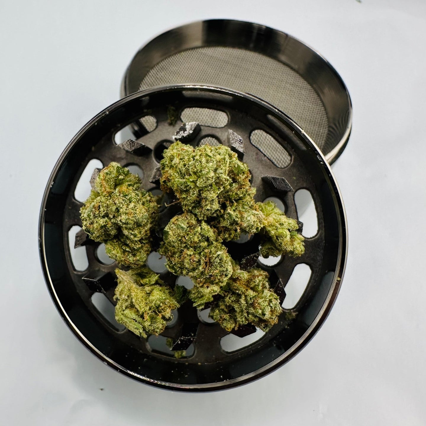 Puffweiser Store | Shop THCa & CBD Products Online